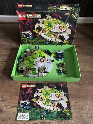 LEGO - Vintage UFO Alien Avenger Set 6975 - With Figures And ...