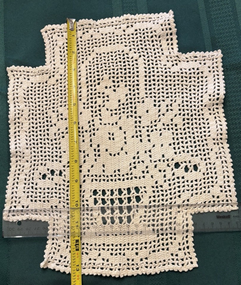 Vintage Hand Crocheted Dollies 2 pieces Flower Basket Design White 10 ...