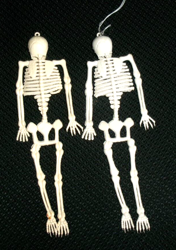 2- Holloween Decorative Hanging Skeletons 7" Plastic OF18 | eBay