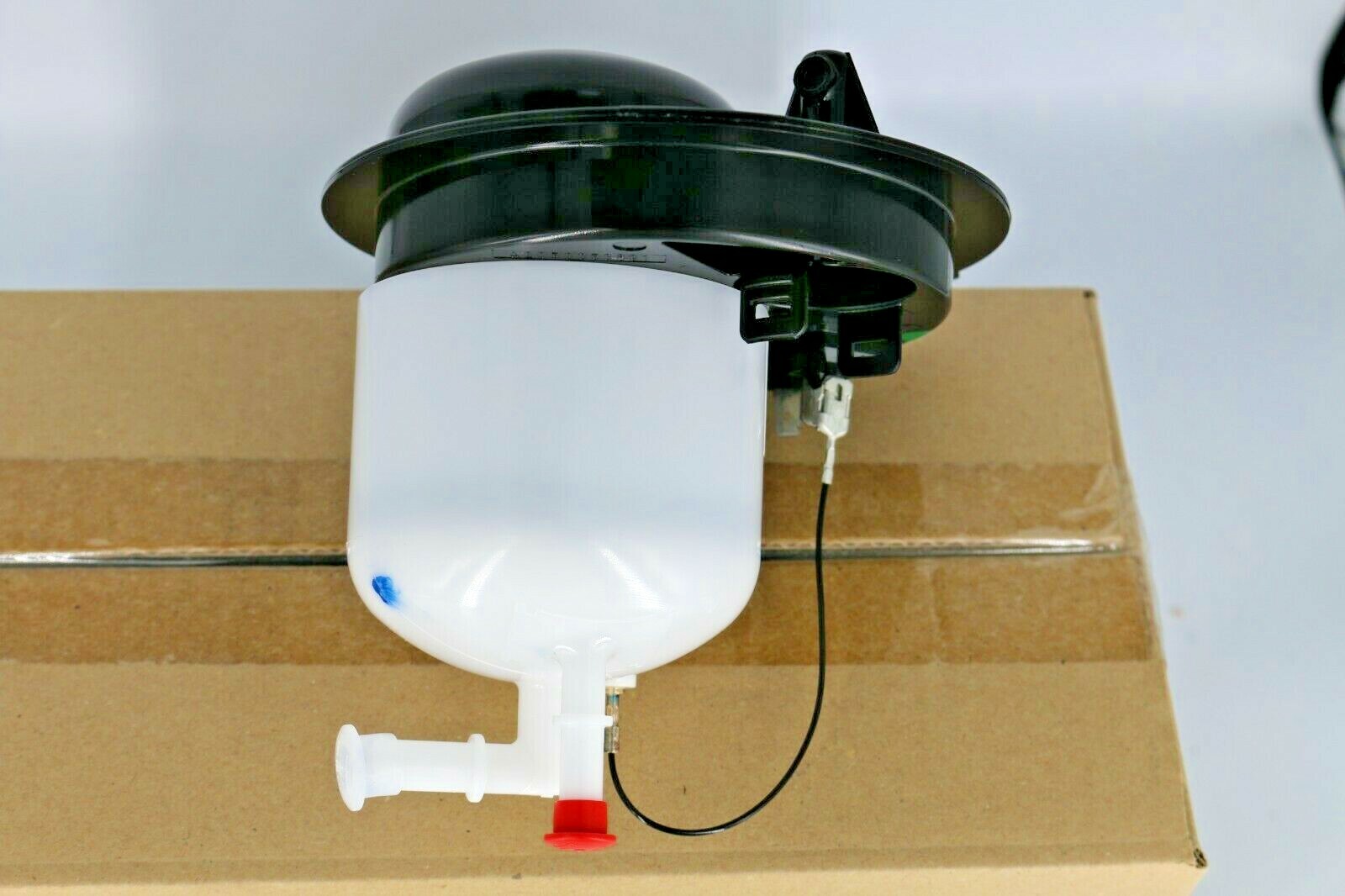 Porsche Genuine Fuel Filter 95862042100 | Left | Genuine OEM