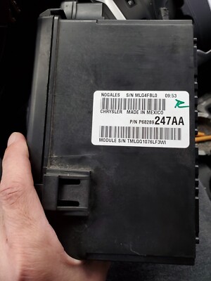 Jeep Compass Patriot TIPM Totally Integrated Power Module P68289247AA ...