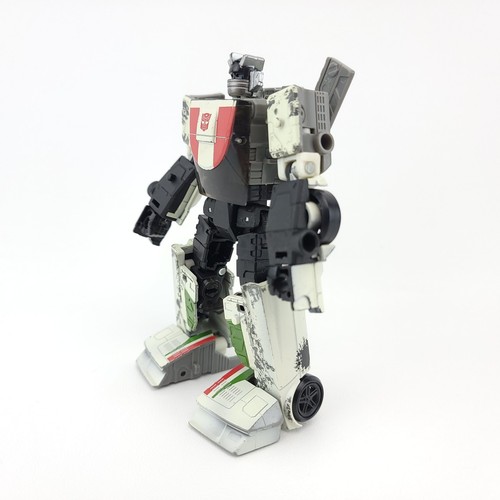 Transformers Wheeljack Complete WFC Netflix Deluxe Class | eBay