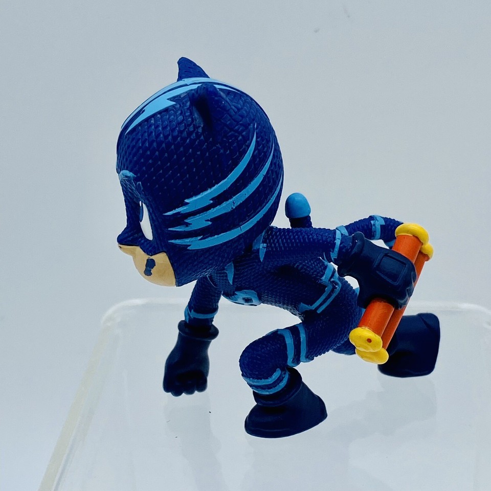 3 MASKS PJ Catboy Gekko Figures on Bike 3” w/ cones crouching Figure ...