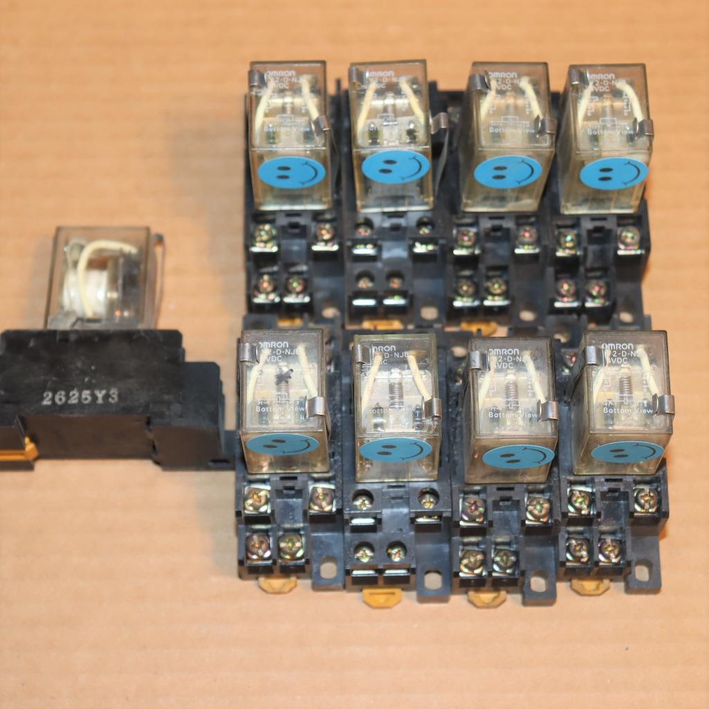One Omron LY2-D-NJB 24VDC Cube Relay with Base Socket | eBay