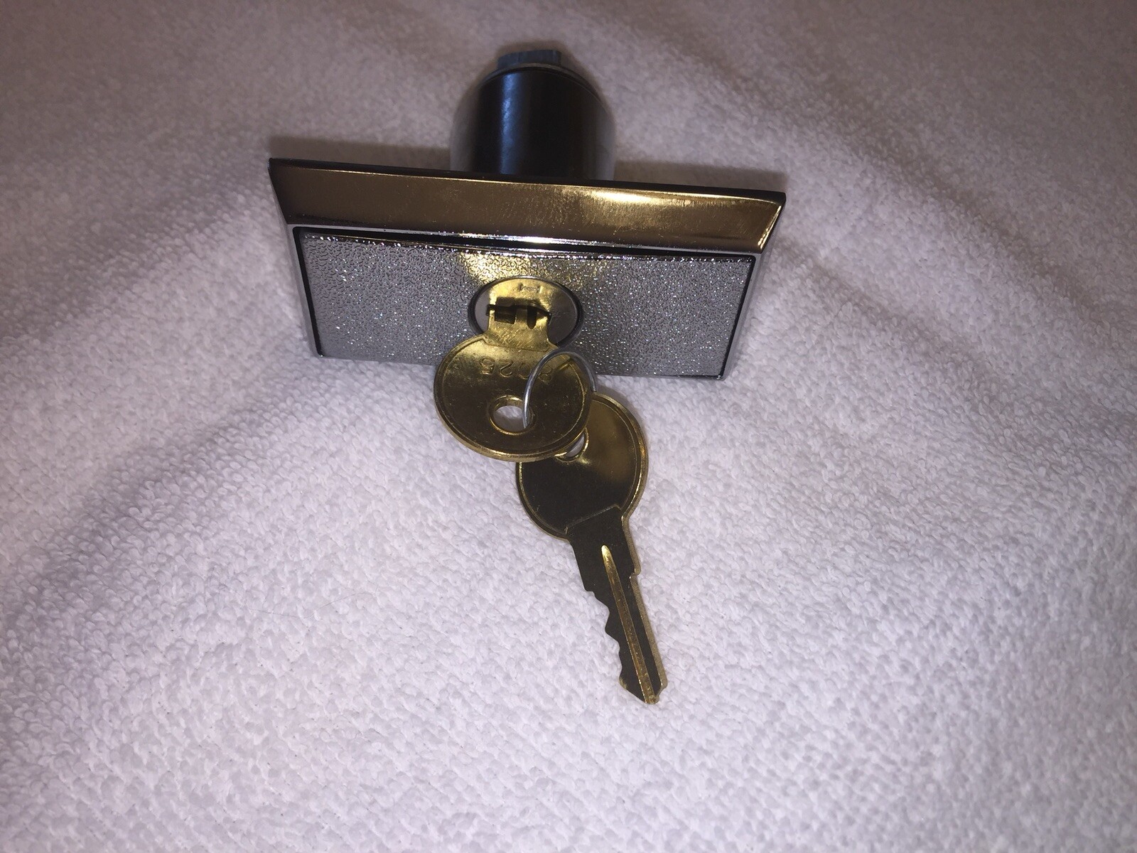 COLEMAN FLEETWOOD POP UP CAMPER Access Door Lock 4730C3111 | eBay