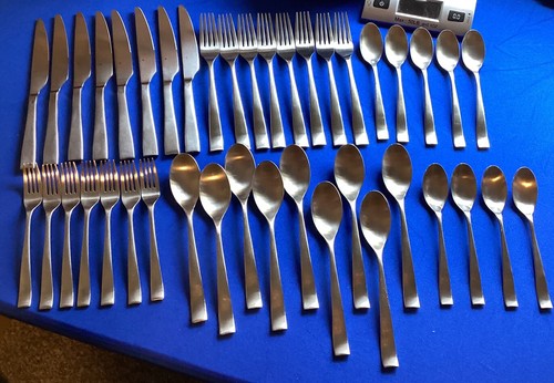 GOURMET SETTINGS GS STAINLESS FLATWARE IN THE HOTEL PATTERN 41 PC ...