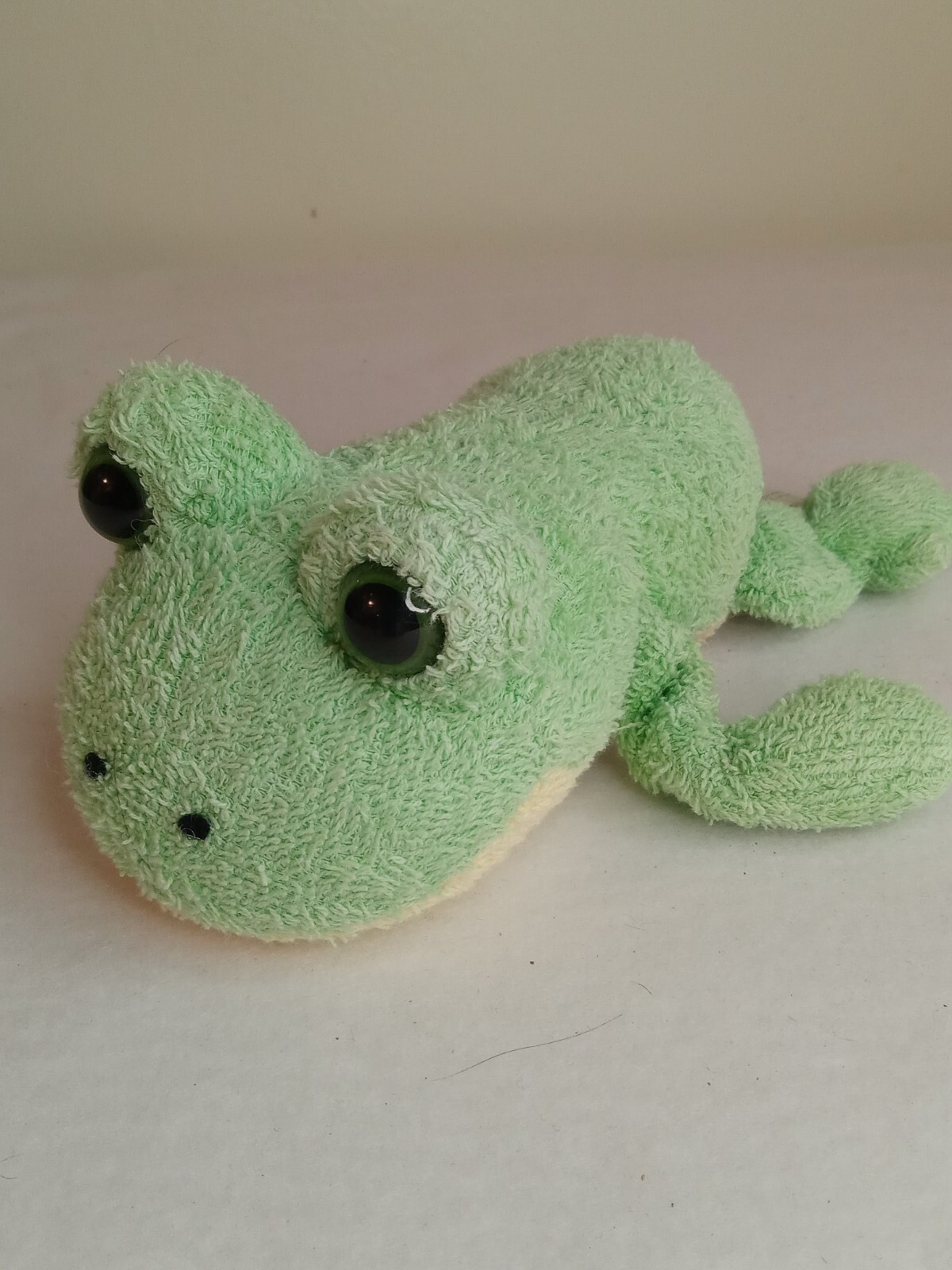 VTG Bath & Body Works Scrubby Buddies Be Bop Green Frog Plush Scrubber ...