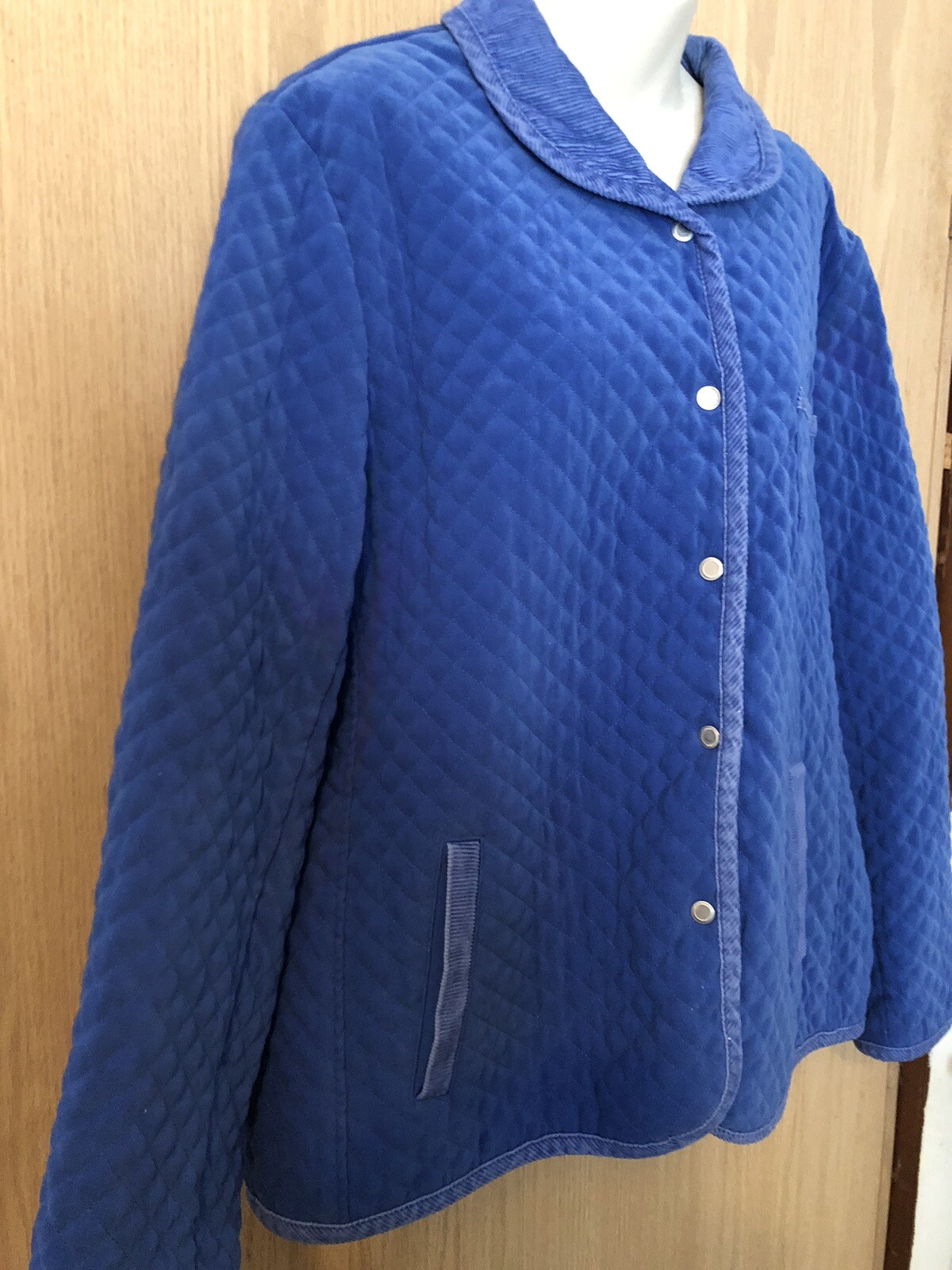 TALBOTS Cobalt Blue Quilted Barn Jacket Size XL - Gem