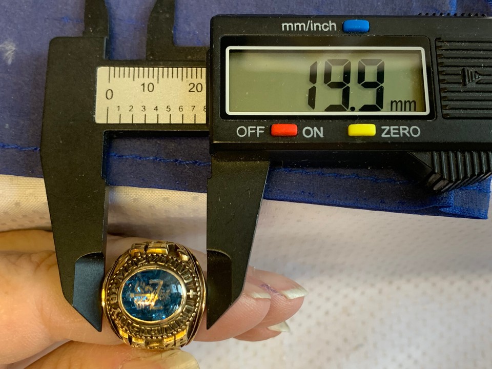 1972 University of Maryland Medicine Ring 10K Gold 17.58g Sz 7 Sapphire ...