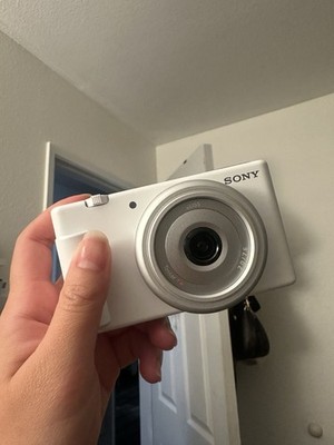 Sony ZV-1F Vlog Camera White with Sony shooting Grip and Tripod ...