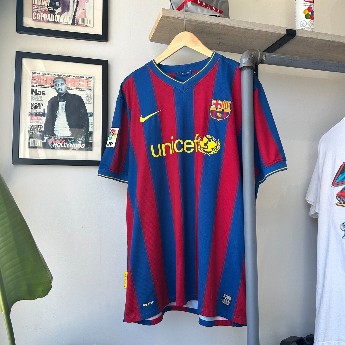 Jerey Barcelona Barcelona's New Training Jersey Reveals Nike's World