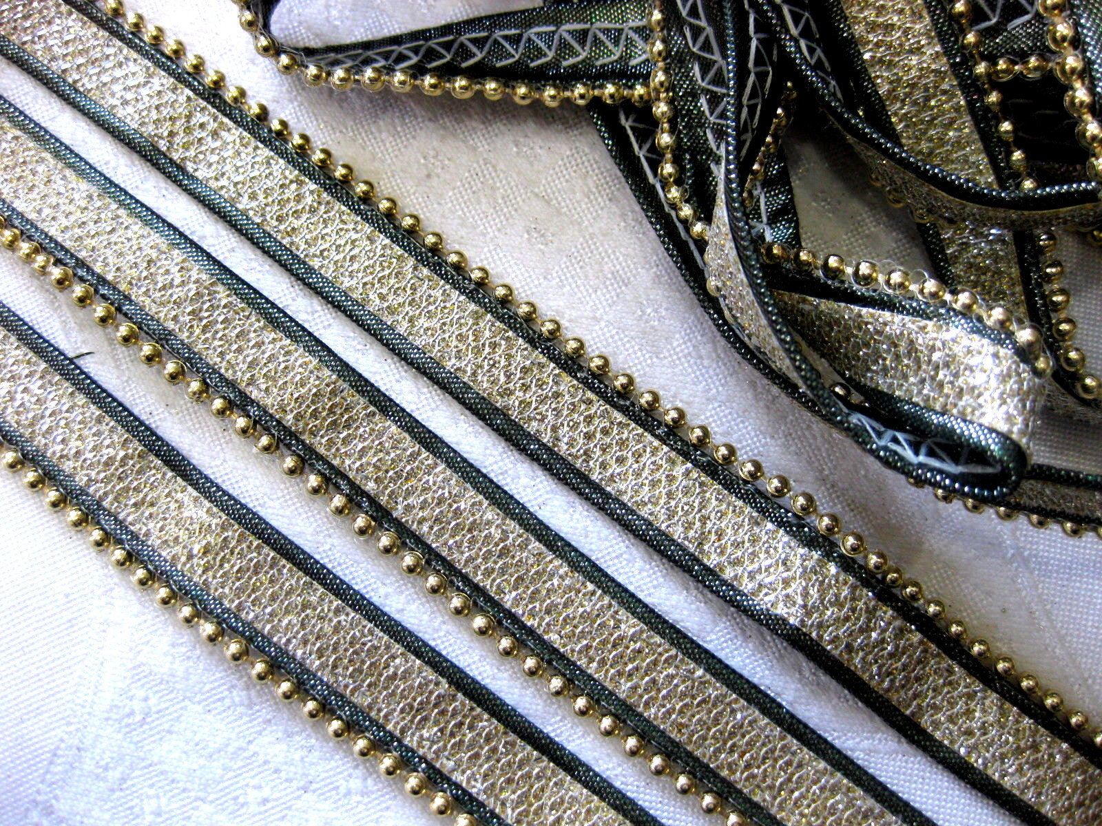 Borte mit Perlen, Farbe wählbar, lfm, 15mm breit, B 198 | eBay