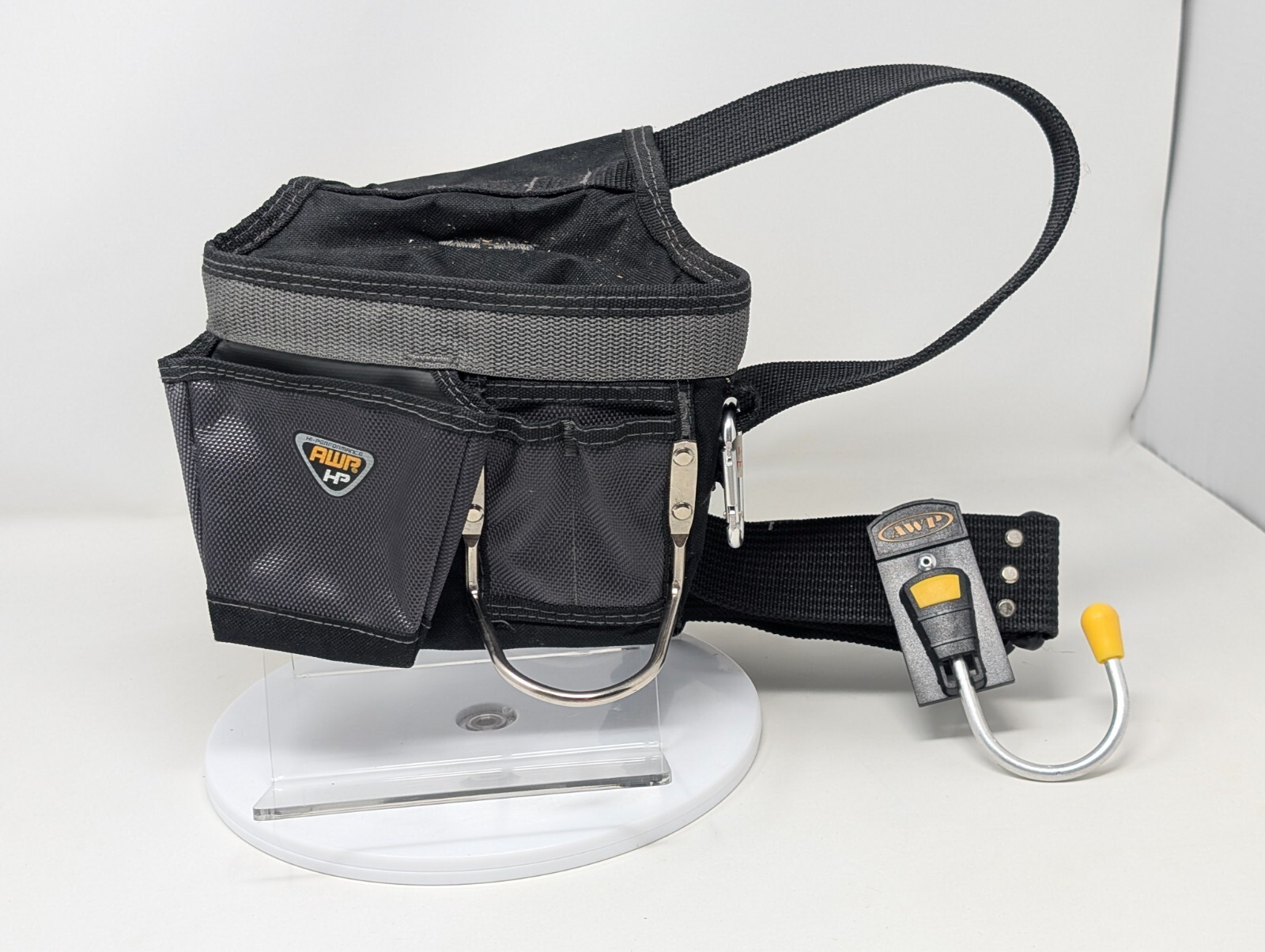AWP HP Carpenter Tool Belt with Pouch And Hook Nylon Electrician Hooks ...