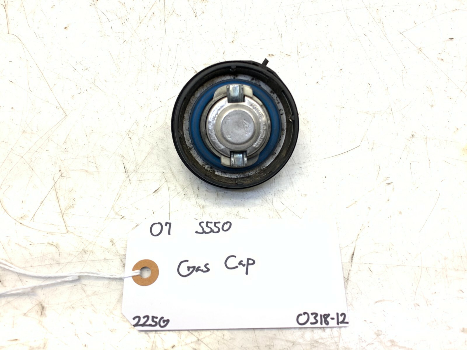 07-13 MERCEDES BENZ S550 FUEL GAS TANK FILLER CAP OEM A220 470 07 05 | eBay