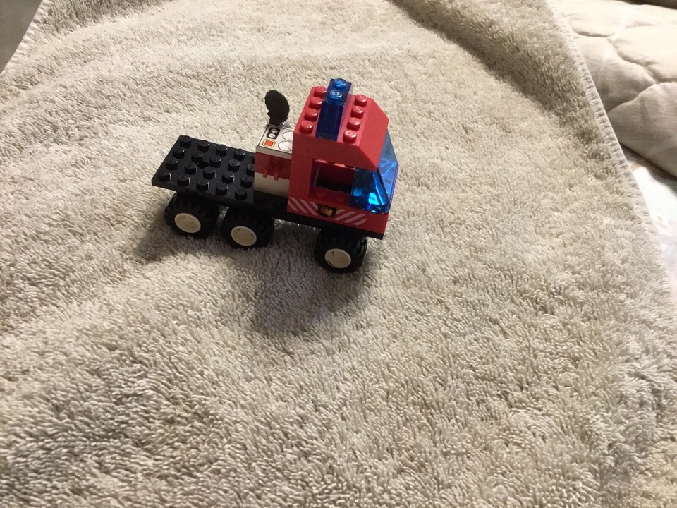 LEGO Town: Fire Fighters' Lift Truck (6477) - Box and Instructions ...