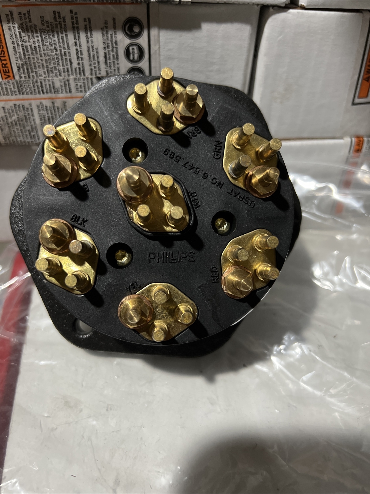 Circuit+Breakers+Socket+Breaker+Composite+Mater+Material+Grey+Color+16 ...