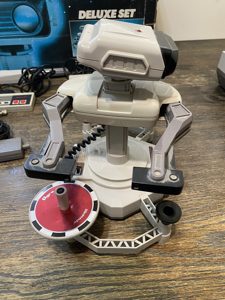 Nintendo Entertainment System NES Deluxe Set Rob the Robot With ...