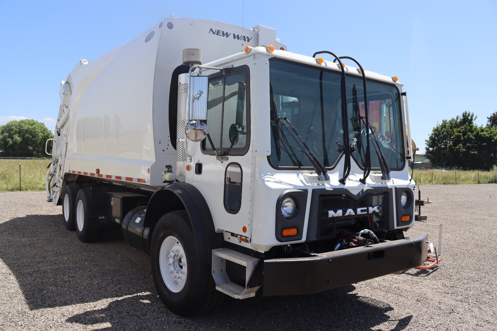 2009 MACK GARBAGE TRUCK MRU600 W/New Way 25 YD NEW WAY-King Cobra rear ...