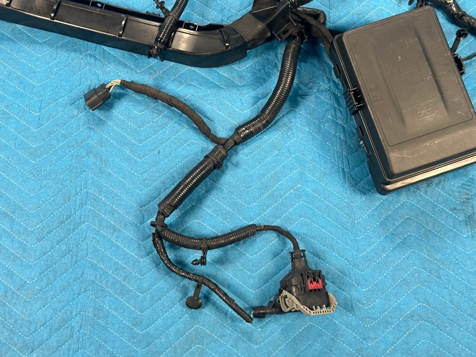 RAM 1500 Limited 5.7L HEMI Engine Room / Bay Wiring Harness w/ Fuse Box ...