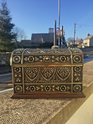 EXCEPTIONAL ORNATE ANTIQUE OAK BRASS DOME CHEST DESK LETTER RACK ...