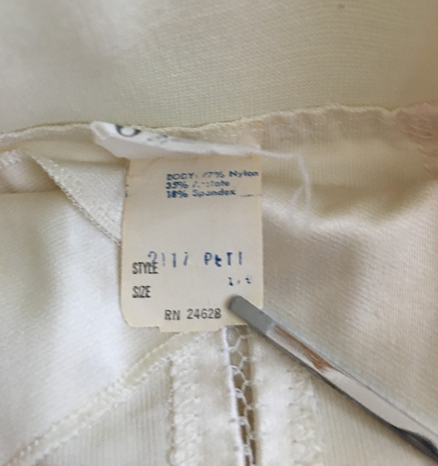 NIP VTG Figurette Long Leg Girdle Shaper w/Garters 2117 Petite Size XXS ...