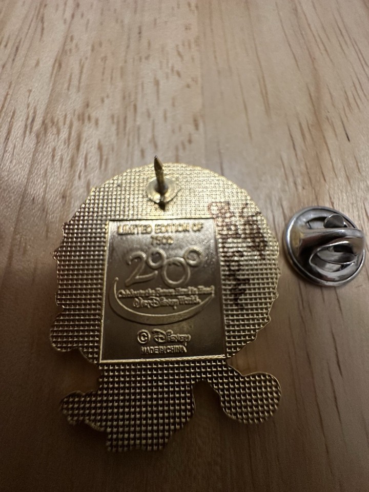 Disney Trading Pin New Year’s Eve 2000 Mickey And Minnie Dancing ...
