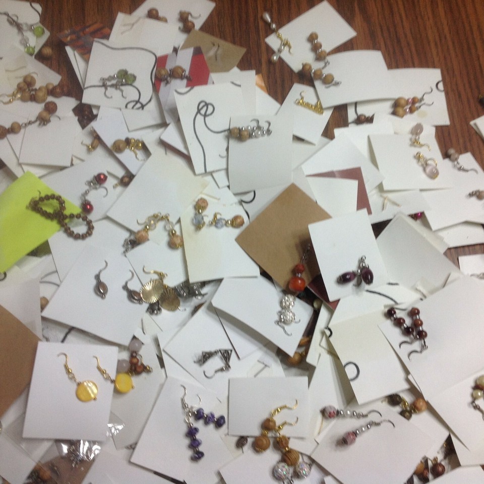NEW Jewelry EARRINGS -Collectible Lot Of 25 Unique Pairs - Assortment ...