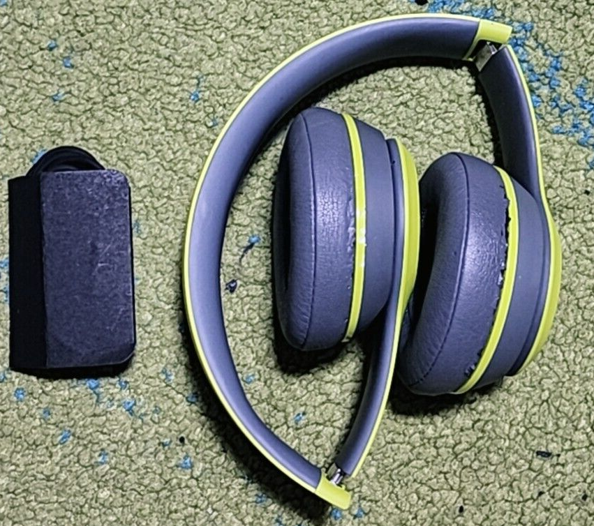 Beats Dre Solo2 Wireless On-Ear Headphones Green Defective One ...