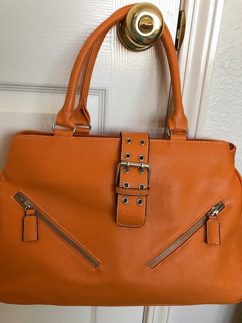 What Designer Purse Comes In An Orange Boxlunch | semashow.com