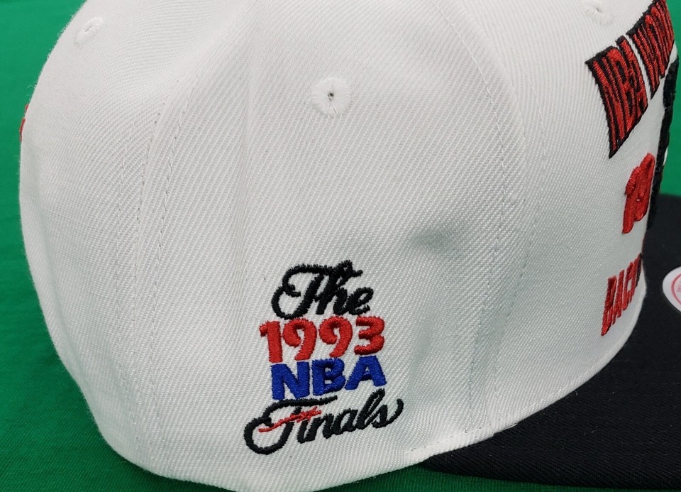 CHICAGO BULLS NBA MITCHELL N NESS NBA BACK TO 93 NBA FINALS SNAPBACK ...