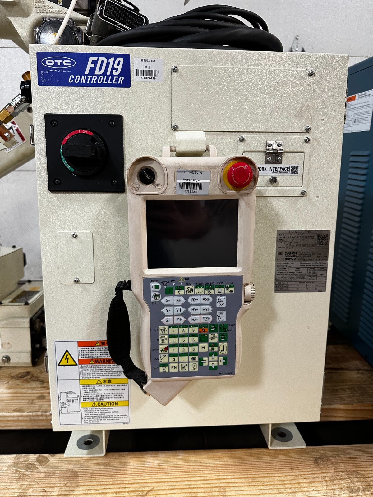 OTC FD-V8 Aluminum Welding Robot with FD19 Controller and NEW Welbee ...