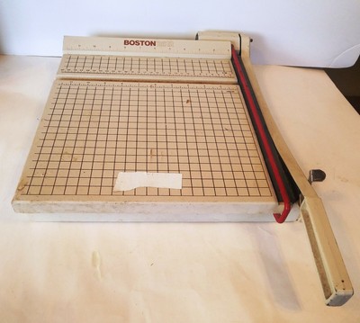 Paper Cutters & Trimmers - Boston 2612 Paper Cutter