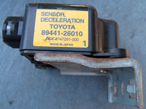 1998 Toyota 4Runner Deceleration Sensor ECU - 89441-26010 - Fits 1996 ...