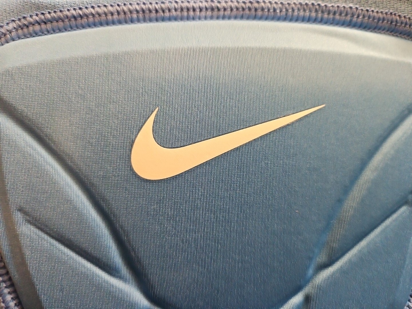 Nike NBA Issued Hyperstrong 2XL/3XL Padded Compression Knee Sleeves ...