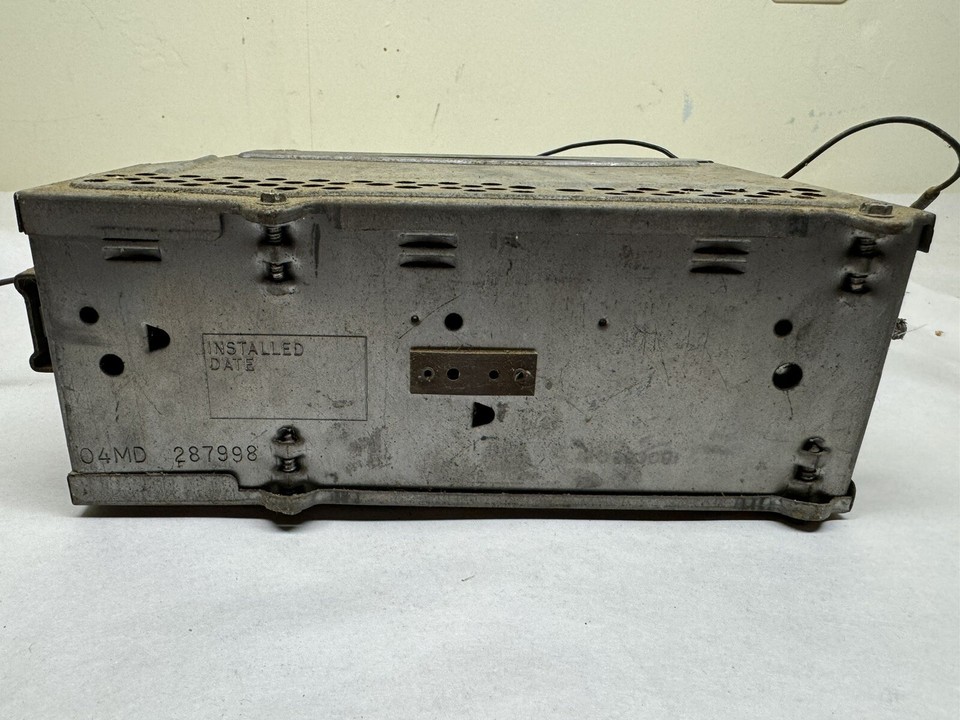 1961-63 Ford Falcon AM Radio Motorola 04MD FomoCo Galaxie Fairlane ...