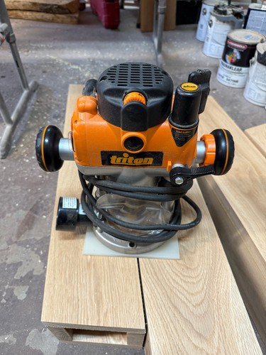 Triton 2-1/4 HP (1400w) Plunge Router (MOF001) | eBay