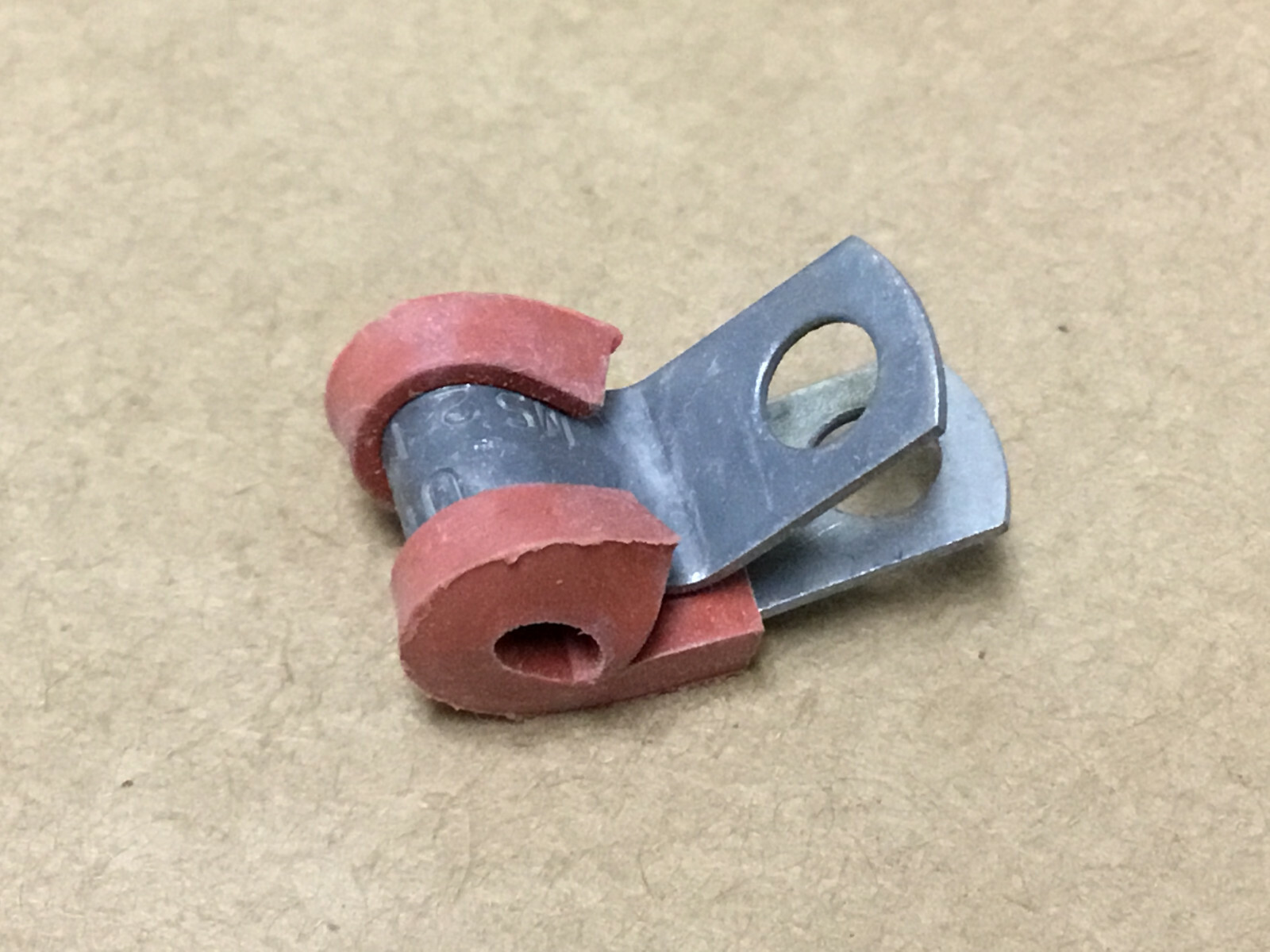 (50 PCS) MS21919WH2 UMPCO LOOP CLAMP NSN# 5340-00-579-1531 | eBay