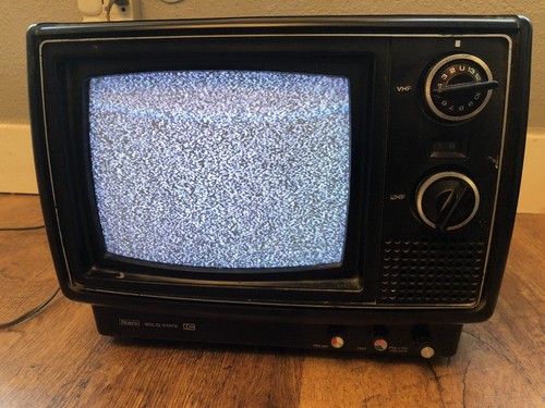 Vintage 70s 80s CRT Sears Solid State TV Television Video Game Small ...