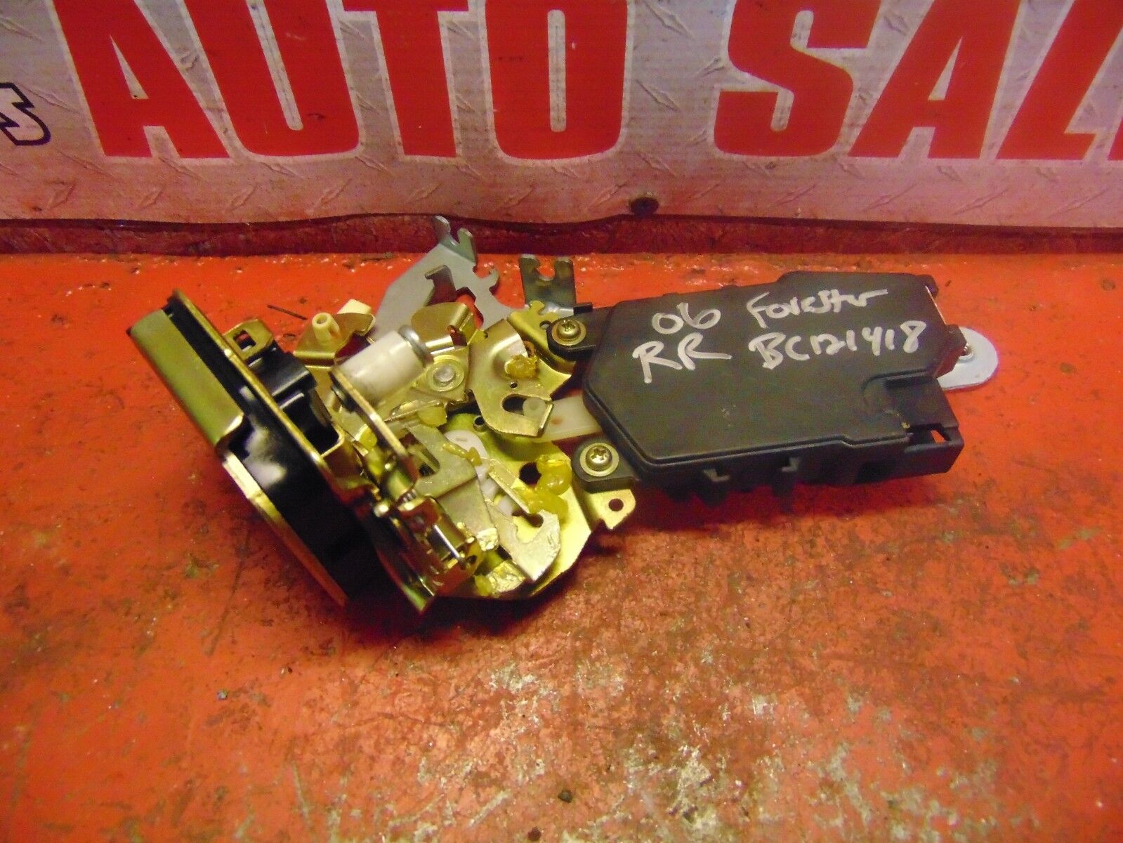 03 05 06 07 08 04 Subaru forester right rear door latch & power lock ...