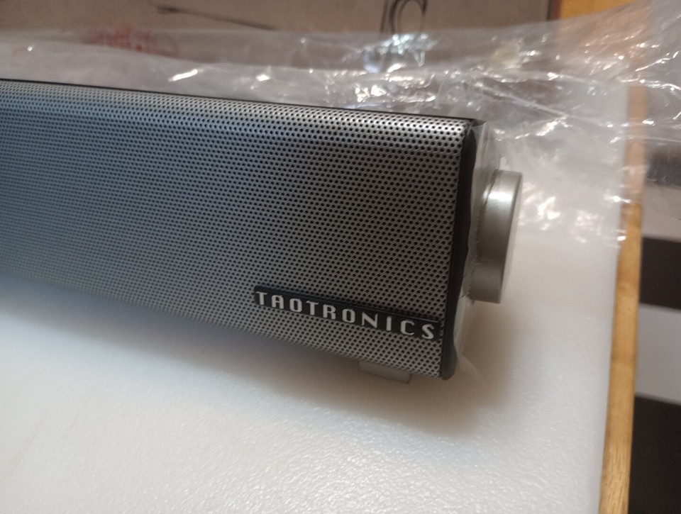 TaoTronics Computer Speaker Wired/Wireless Mini Sound Bar New In The ...