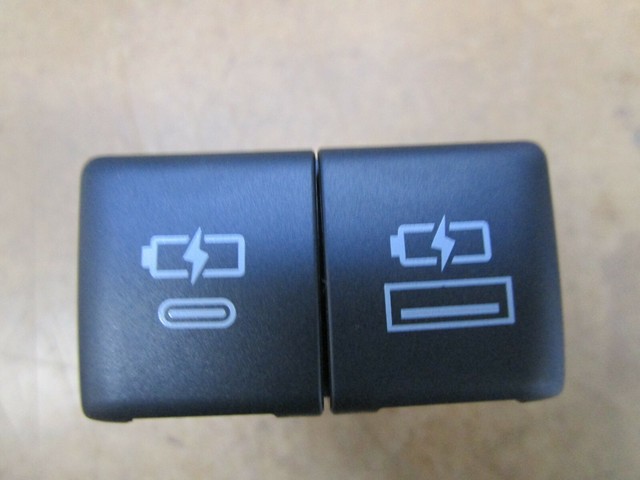 OEM Toyota Camry Auxillary Usb/type C Adapter Plug 85532-08040 for sale ...