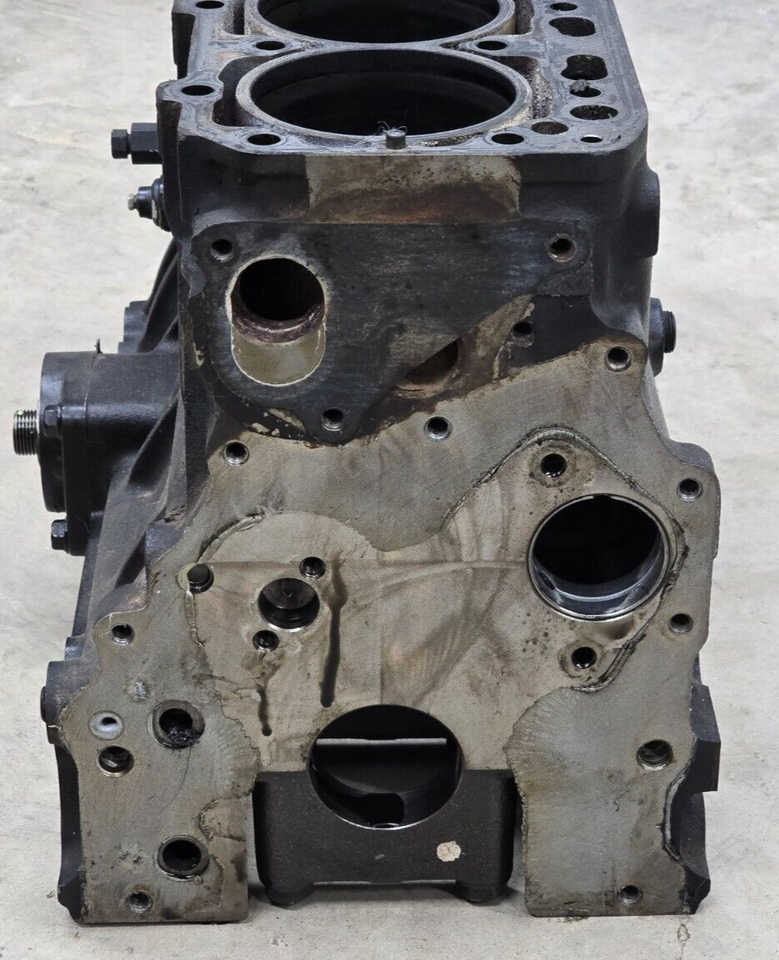 John Deere 1600 Tractor Engine Block JD Part # AM878640 Yanmar 4TNE88 ...