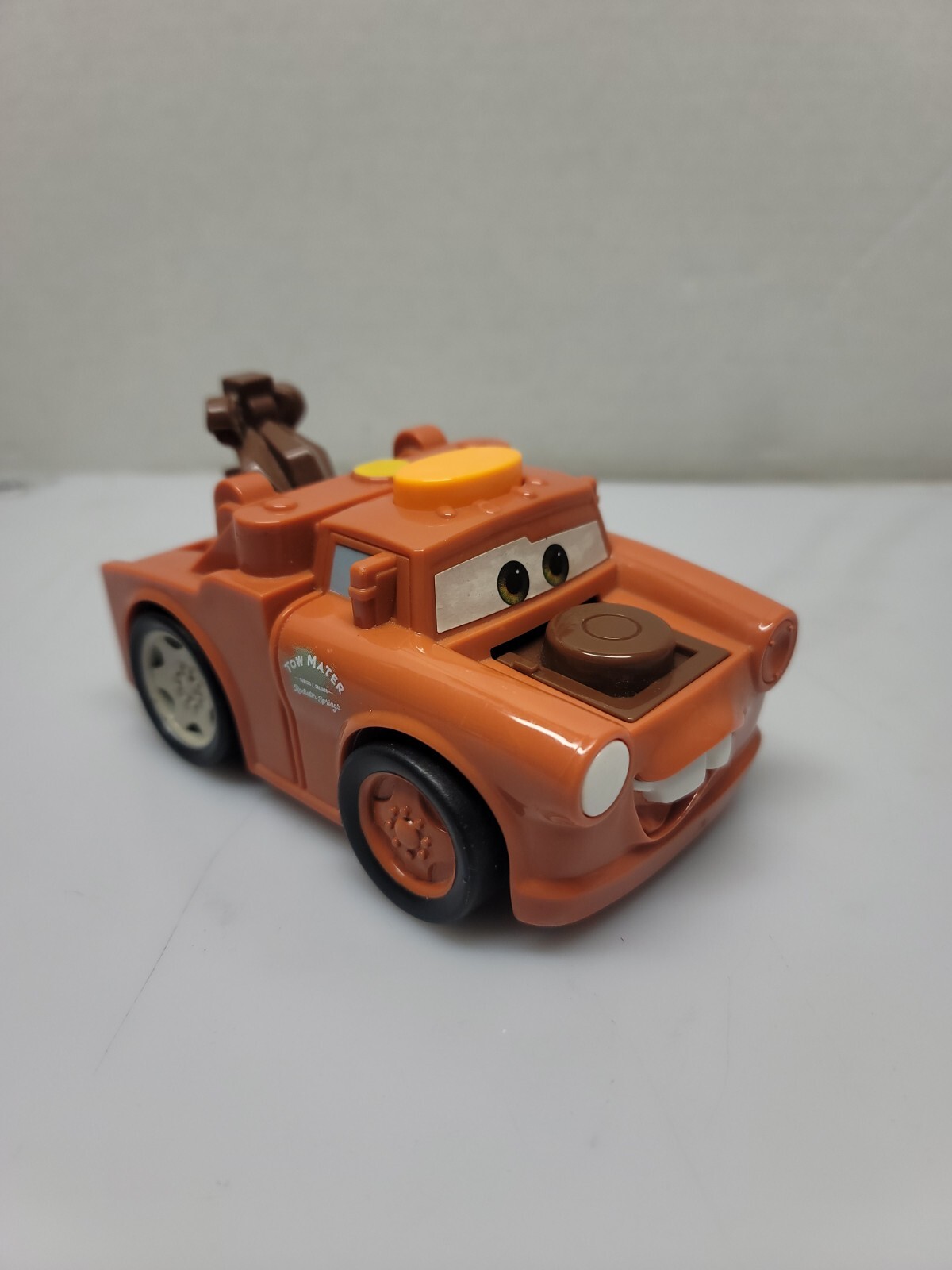 DISNEY PIXAR CARS 2 FISHER PRICE TALKING MATER FLASHLIGHT 2010 ROLLING ...
