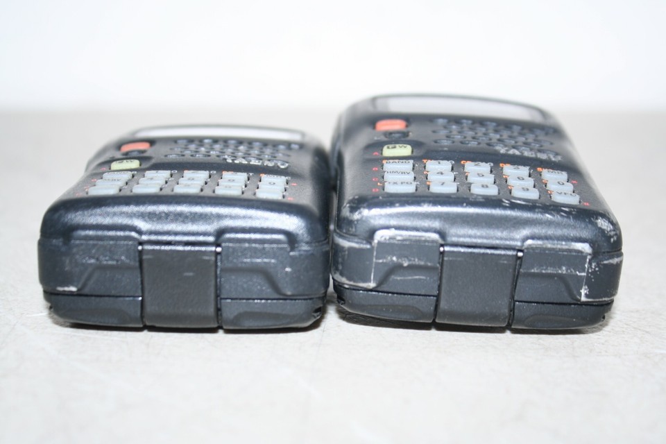 Yaesu VX-5R Ham Radio Tri-Band FM Handheld Transceiver Powers On ...