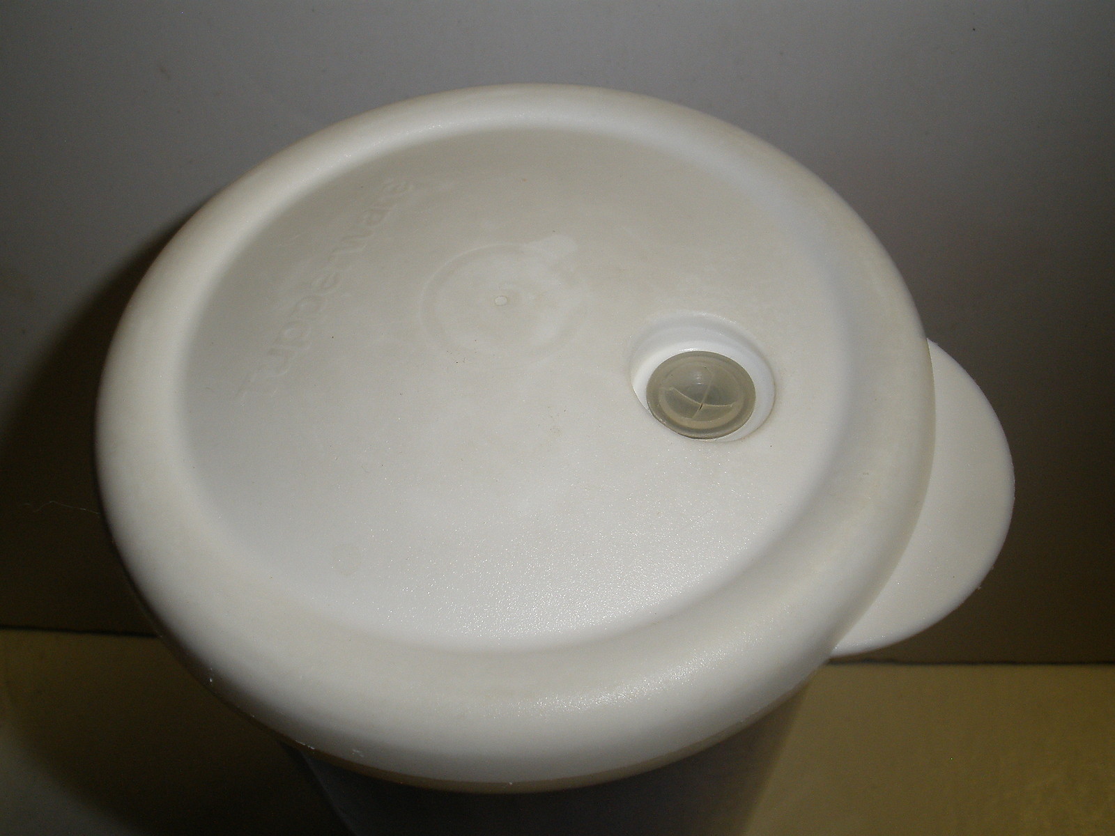 Tupperware Insulated BLUE 24oz Tumbler With Lid. 3329A-2 (O40 | eBay