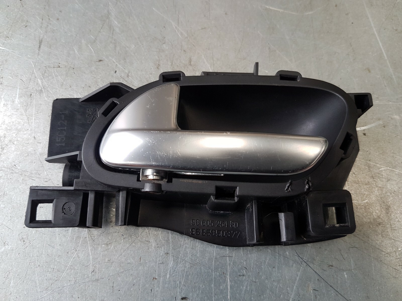 PEUGEOT 5081.6 HDI MANUAL 2012-2018 LEFT REAR INNER DOOR HANDLE ...