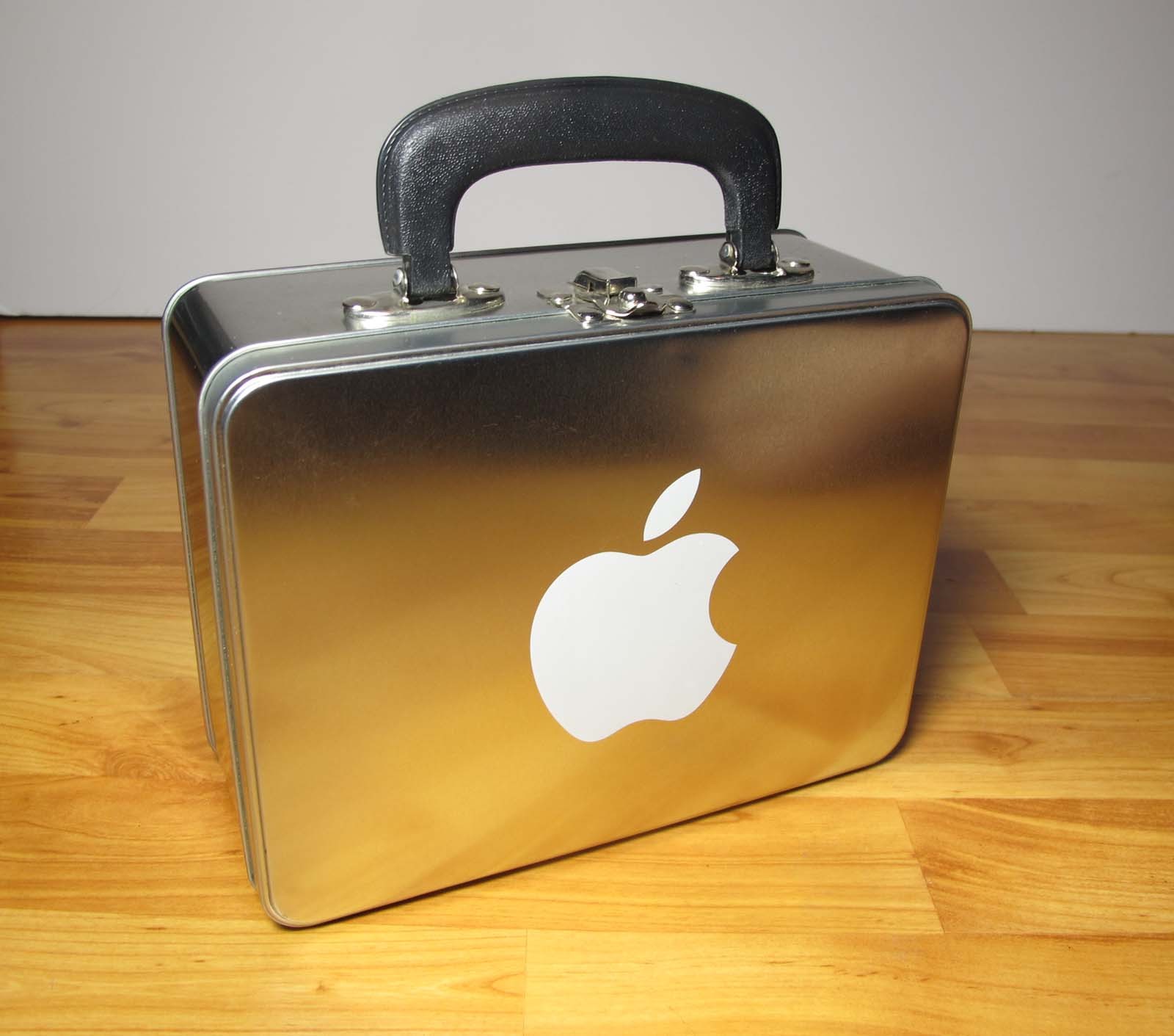 Apple Computer Lunchbox From Apple Company Store 1990's - Excellent ...