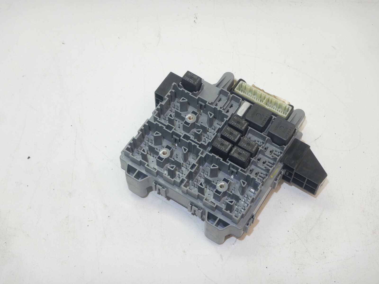 Jeep Liberty KJ 06-07 OEM BCU Body Control Module BCM 3.7 V6 5026037AG ...
