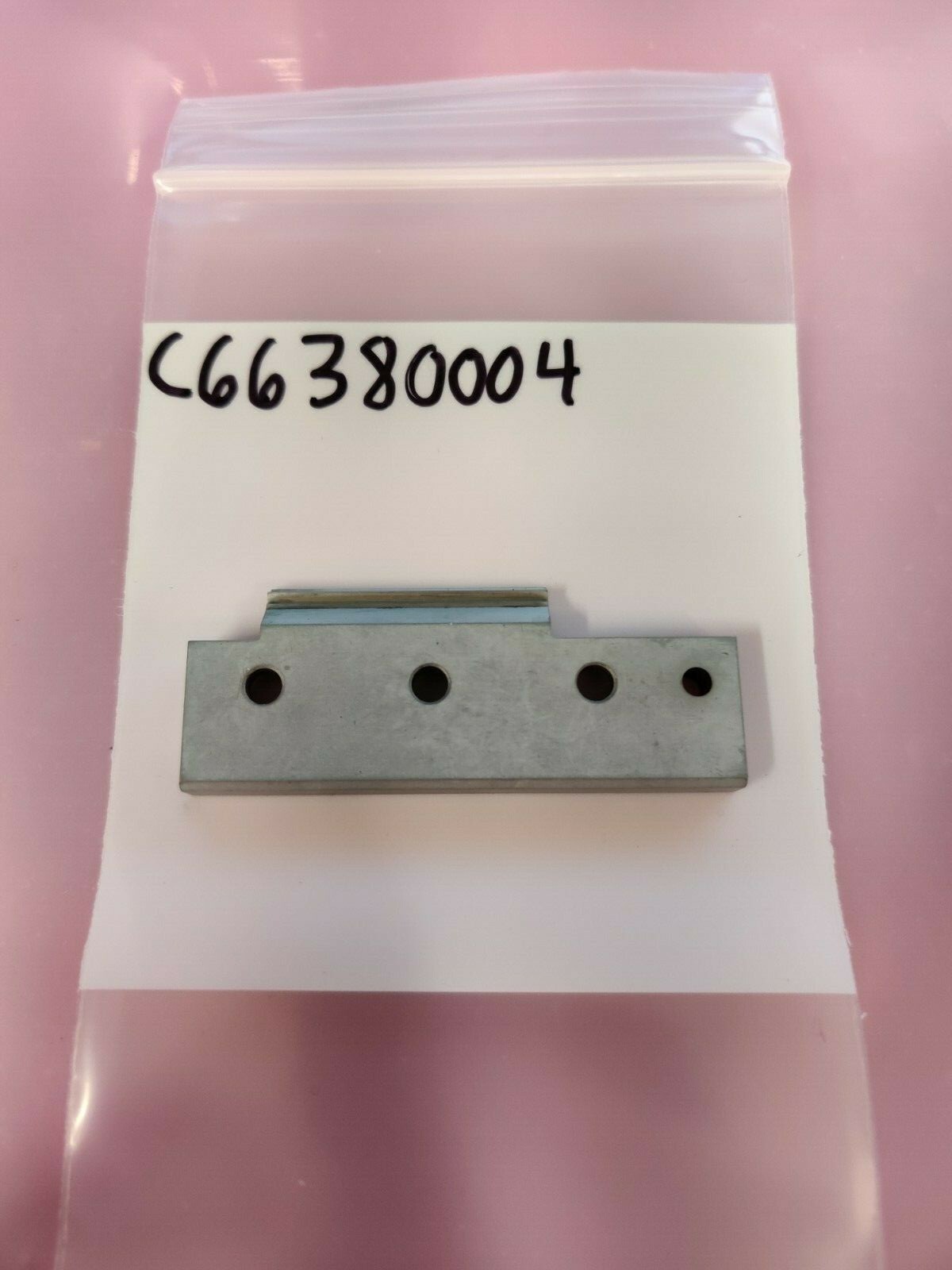 Universal Instruments 24 Lead Anvil C66380004 | eBay