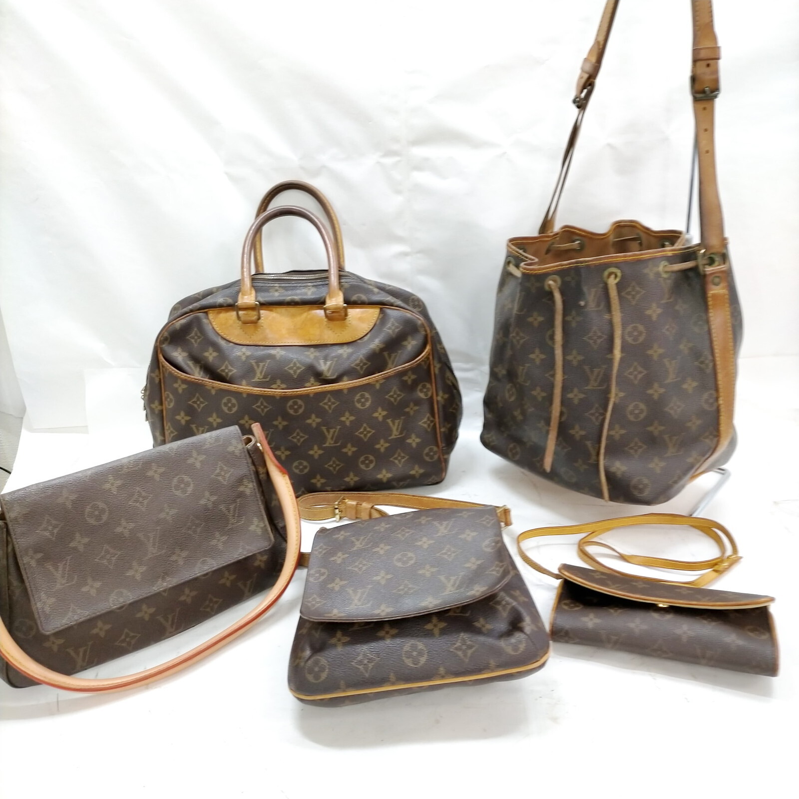 Louis Vuitton LV Hand Bag Hand Bag Shoulder Bag and others 5 set ...